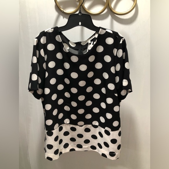 Daniel Rainn | Tops | Daniel Rainn Black And White Polka Dot Top | Poshmark